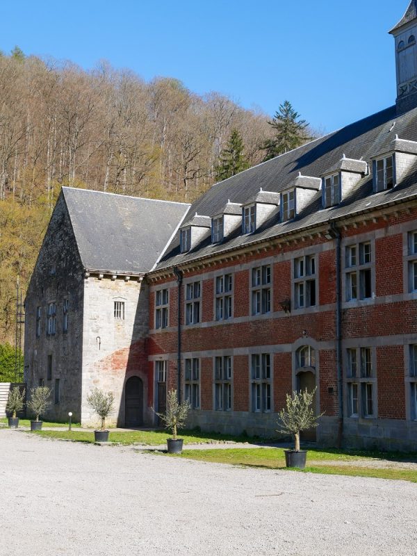 Balade sur les hauteurs de Marche-les-Dames - Ju on the road