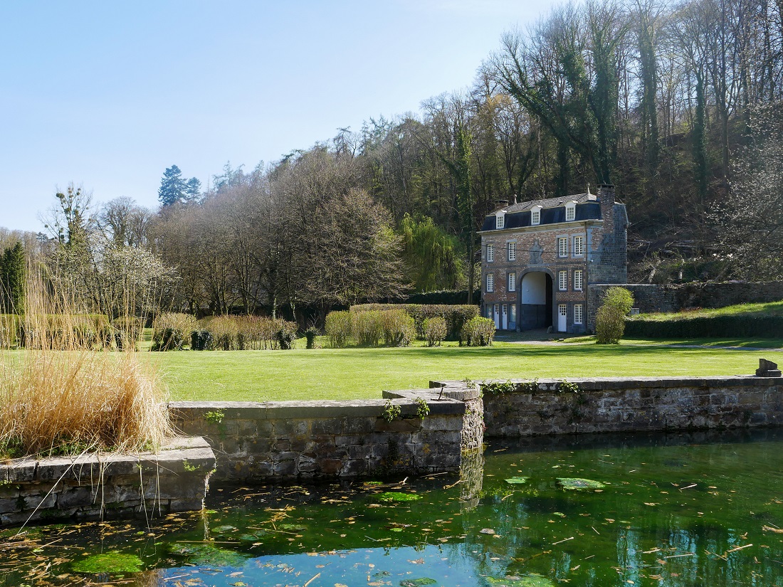 Balade sur les hauteurs de Marche-les-Dames - Ju on the road